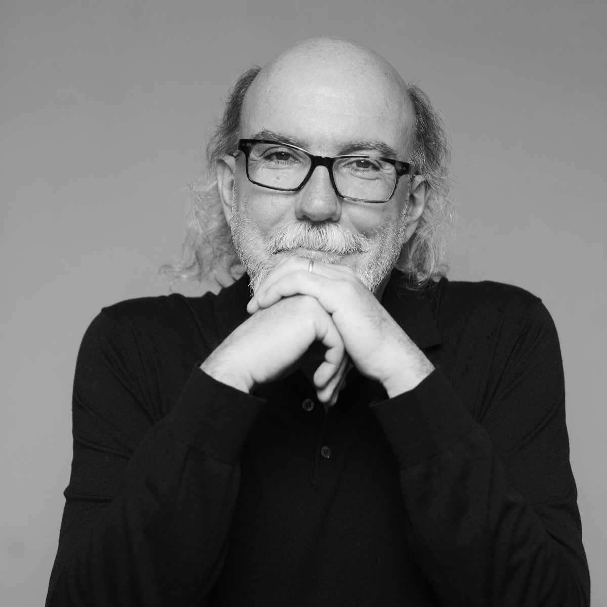 Toni Segarra – Personas que inspiran - Lobo Agencia Digital